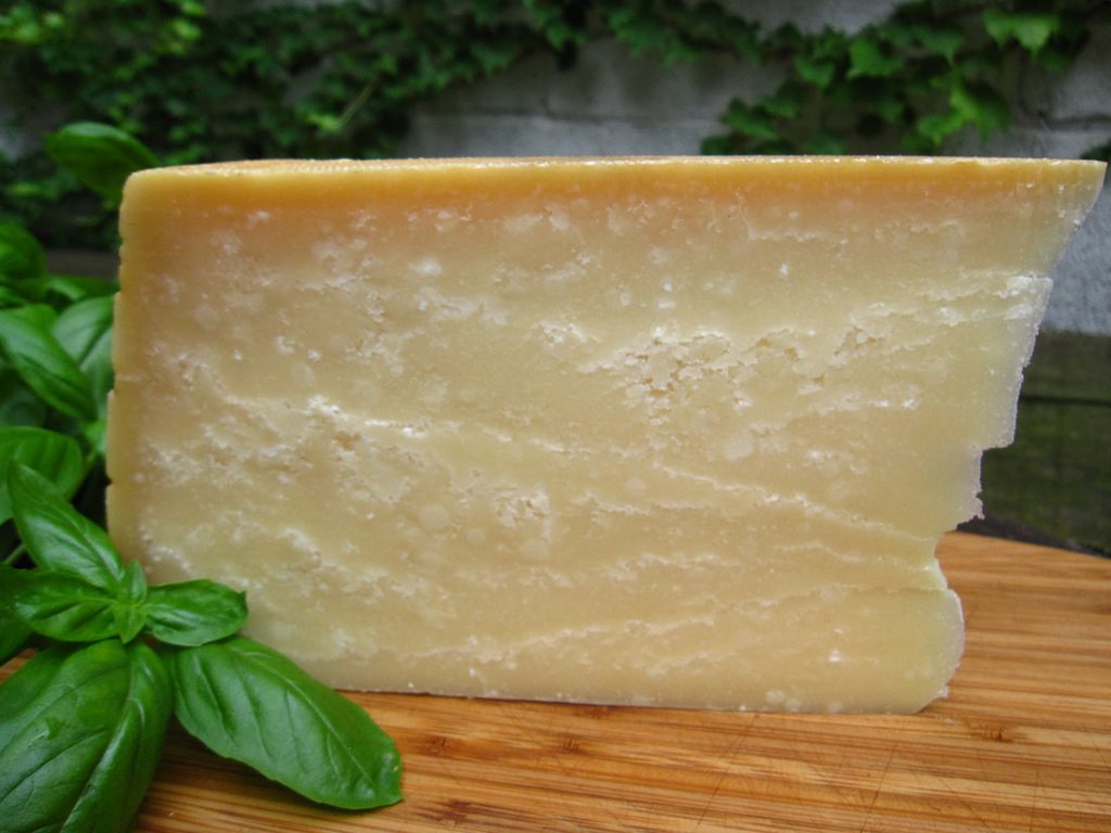 5 Most special and awesome Italian cheeses - Travel site