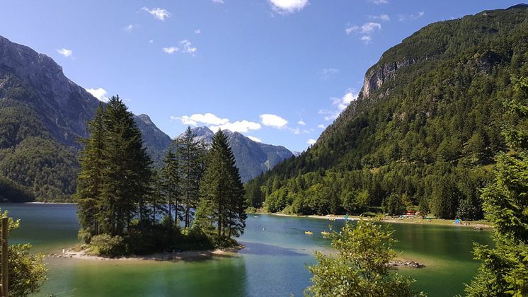 Italian lakes: TOP-10 places that will fascinate you with unforgettable ...