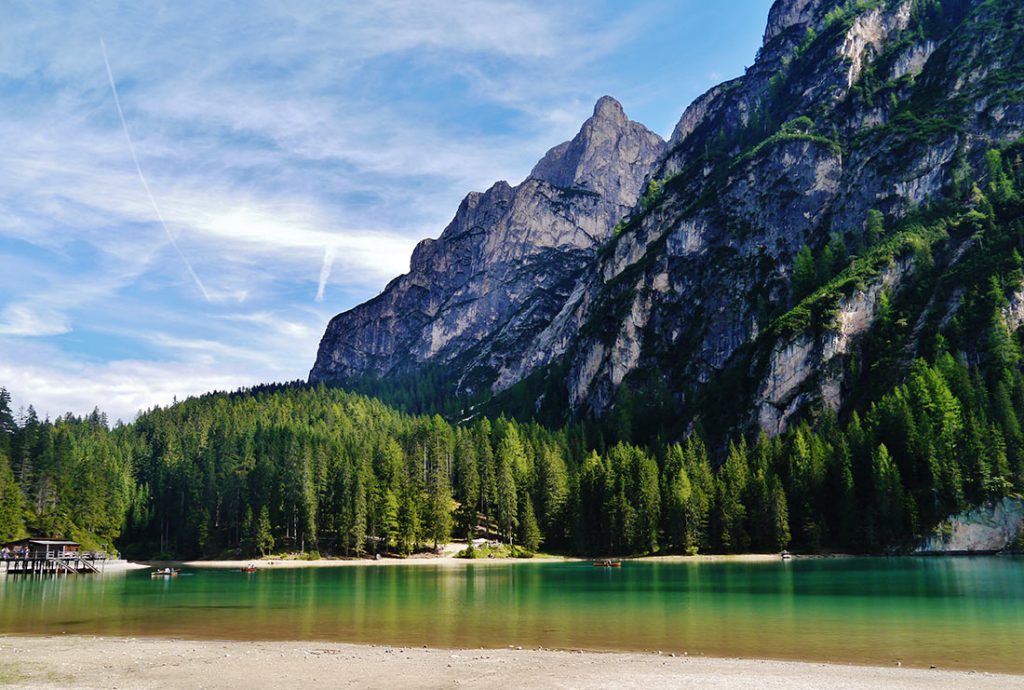 Lake Prags: the most picturesque lake in Europe - Travel site