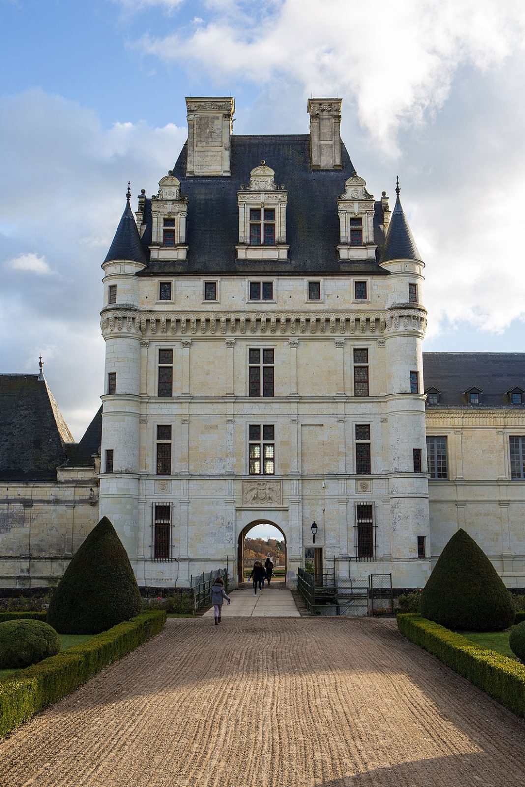 Château de Valençay: an iconic place of the Loire Valley - Travel site