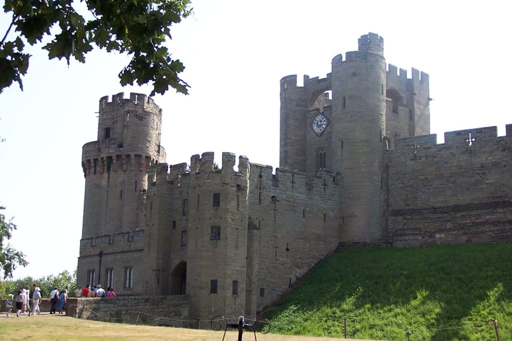 Warwick Castle: An Impressive Heritage of Chivalric Age in Great ...