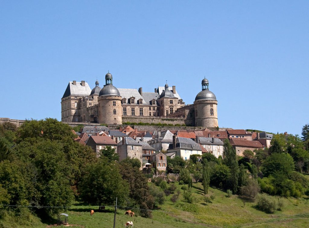 Hautefort Castle: one of the most prestigious castles in the south-west ...