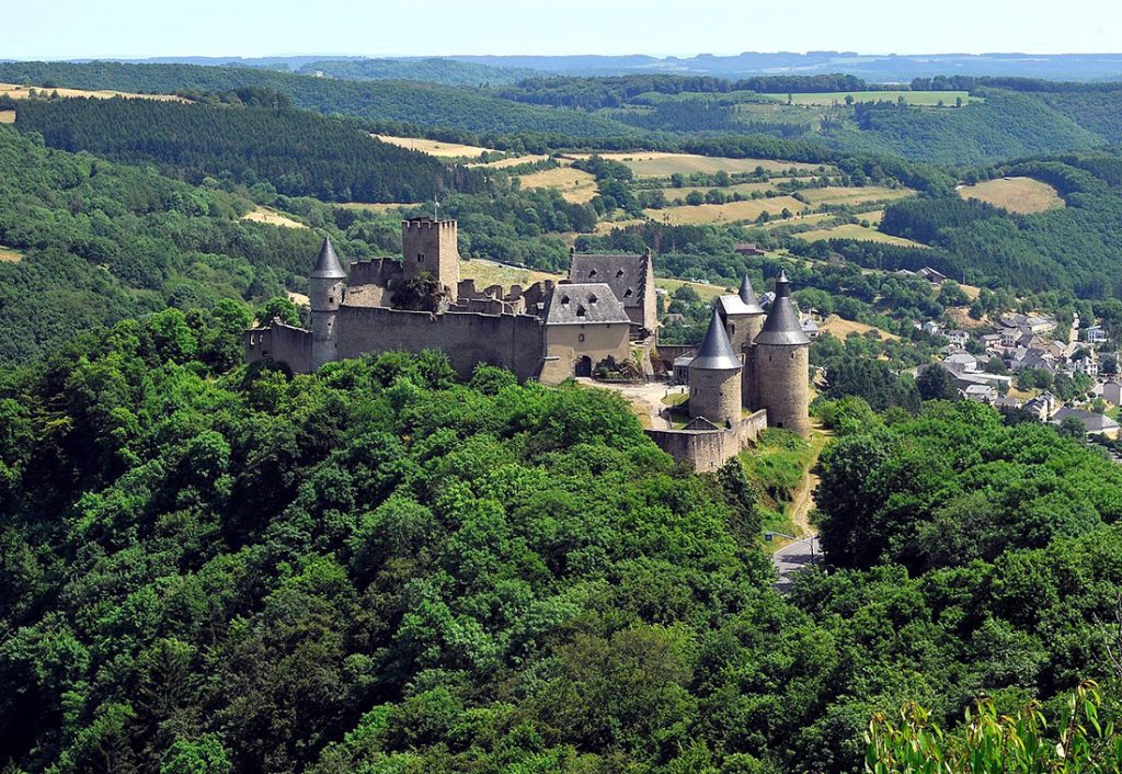 Bourscheid Castle: the largest castle in Luxembourg - Travel site