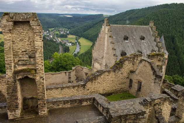 Bourscheid Castle: the largest castle in Luxembourg - Travel site
