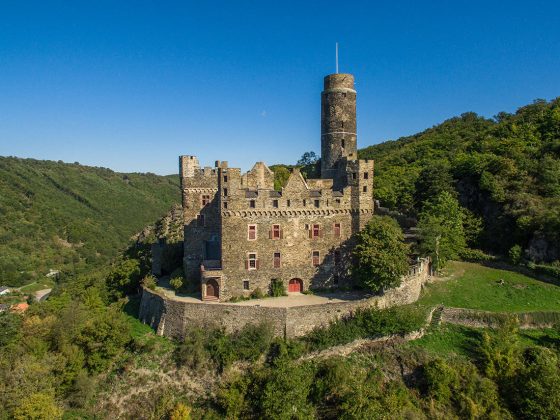 Katz Castle: an outpost of one of the most powerful families of ...