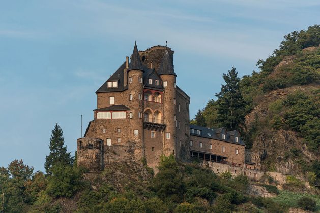 Katz Castle: an outpost of one of the most powerful families of ...
